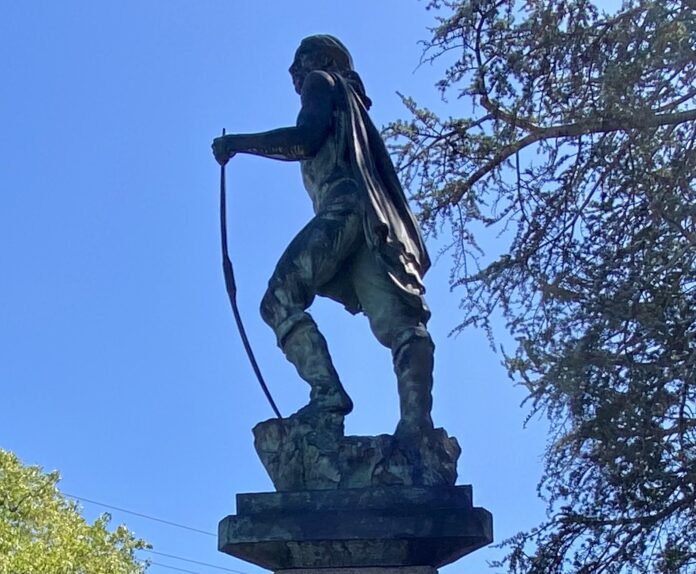 ‘The Sentinel’ statue keeps watchful eye on The Point - Richmond Standard